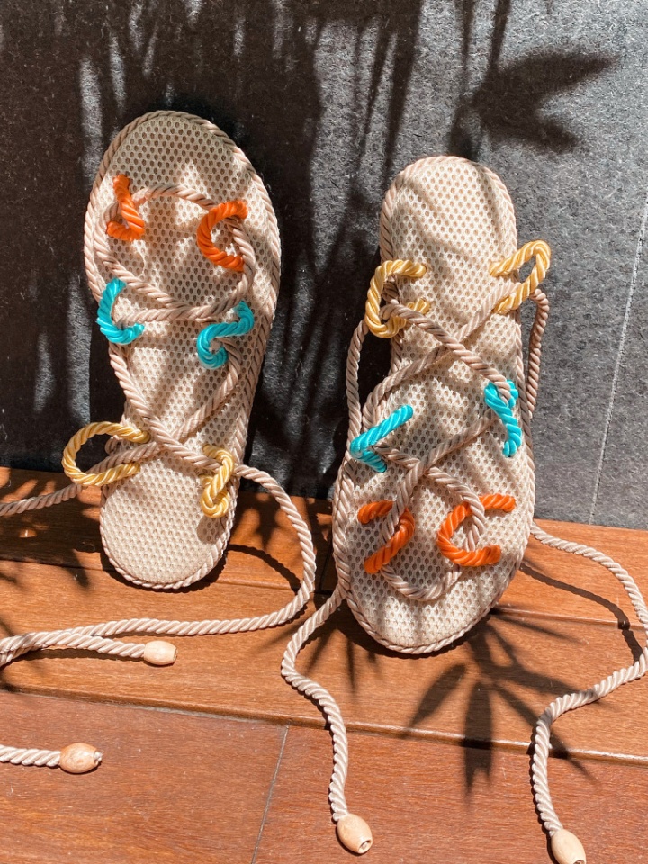 Sandale Bastaro Multi > Noua colecție este aici