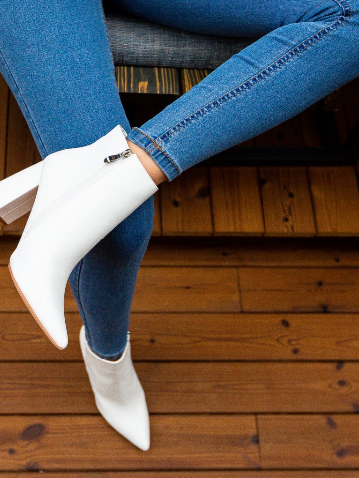 Botine dama Omar Albe > Noua colecție este aici