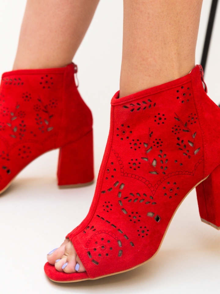 Botine Misto Rosii > Noua colecție este aici