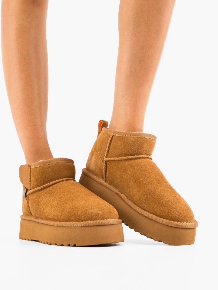 Cizme tip Ug Geby Camel > Noua colecție este aici