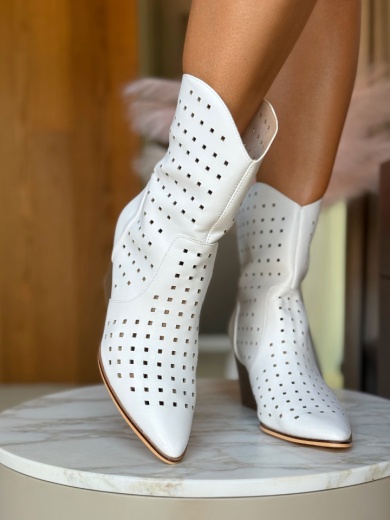 Botine dama Ruoxy Albe > Noua colecție este aici