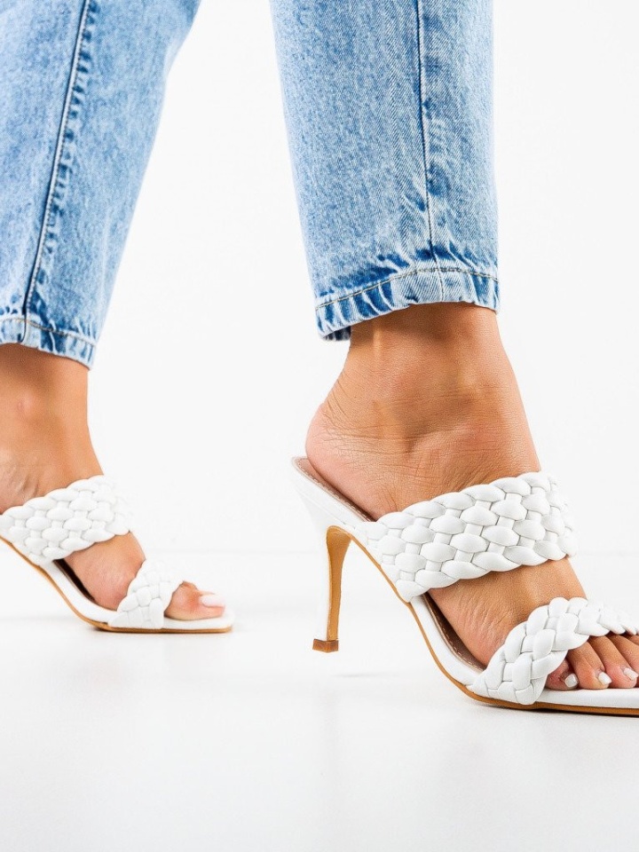 Fehér Delepe Szandálok > Az új kollekció itt van